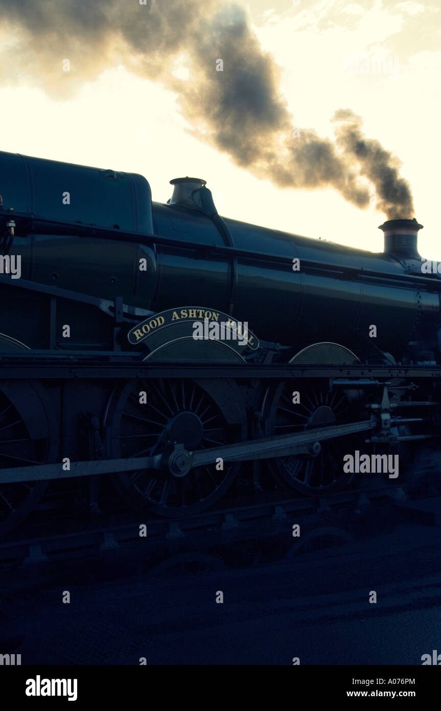 Rood Ashton Hall 4965 Hall Class steam locomotive Stock Photo - Alamy