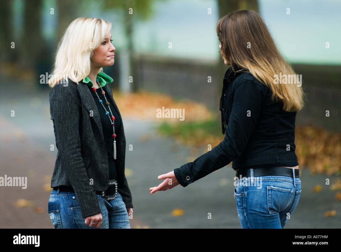 fight between two caucasian teenage girlfriends Stock Photo - Alamy