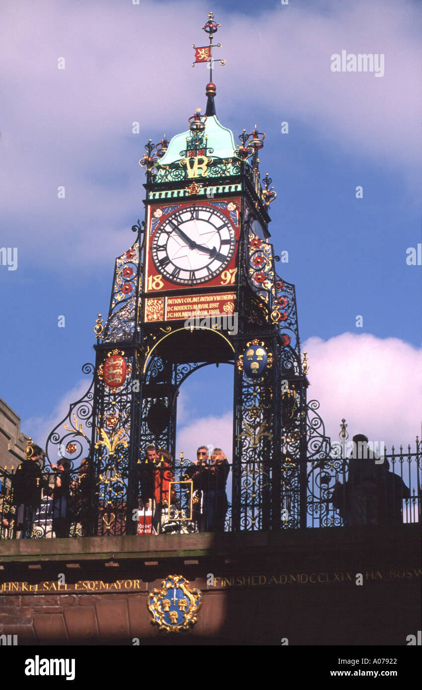 Holiday tour trip victorian european tours hi-res stock photography and ...