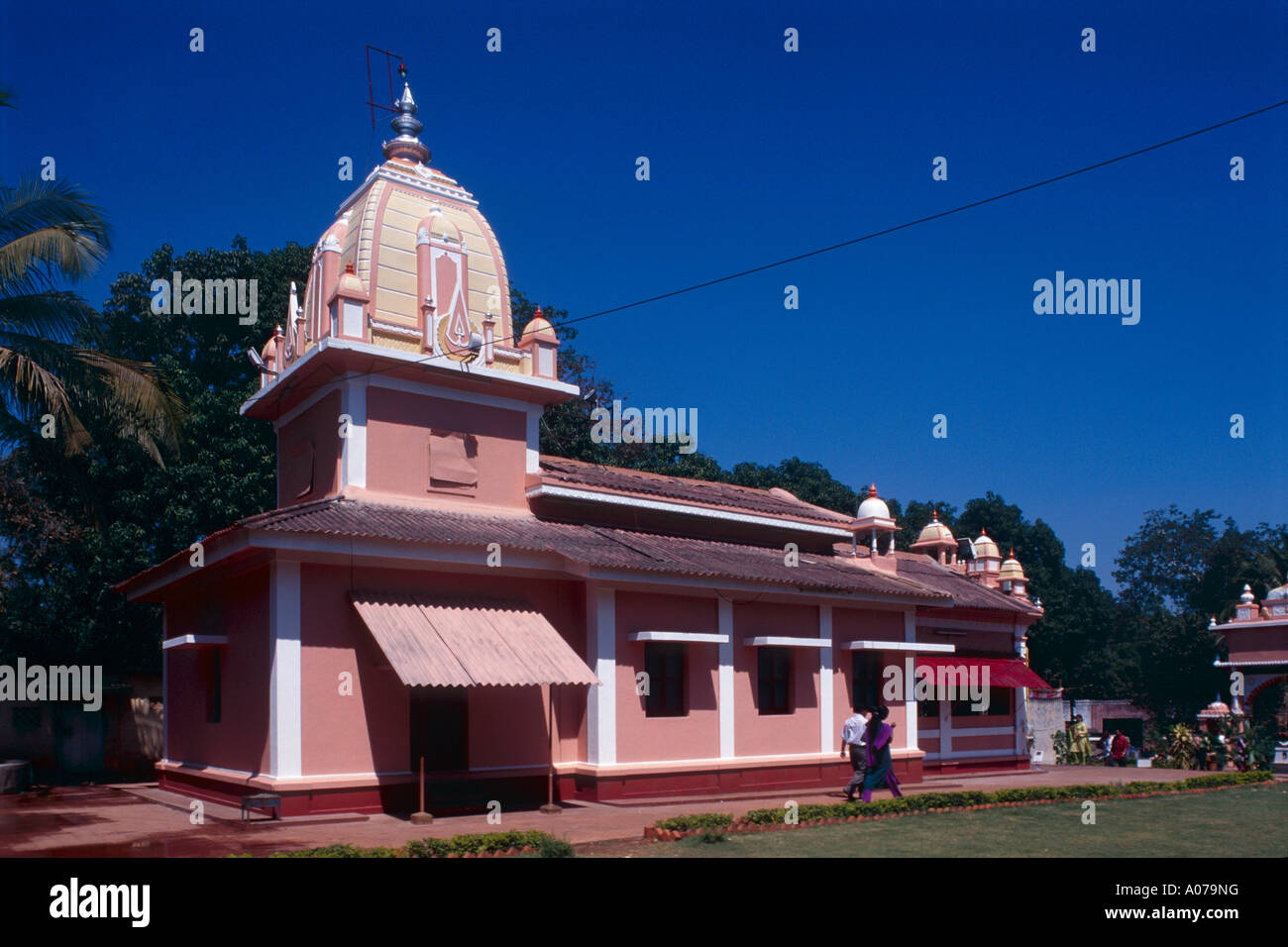 hindu temple ponda india Stock Photo - Alamy