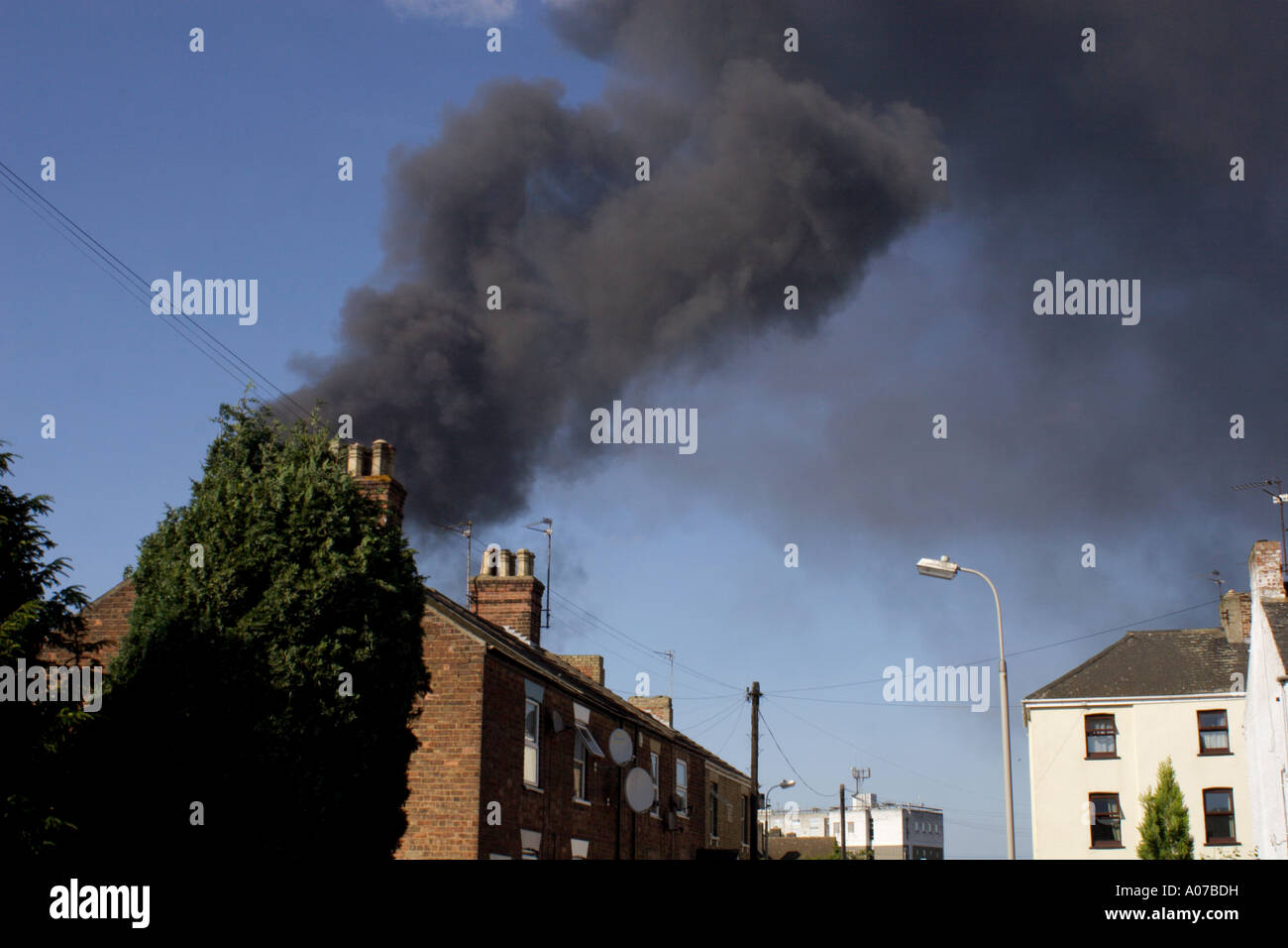Logtek factory fire in Pinchbeck, UK Stock Photo - Alamy