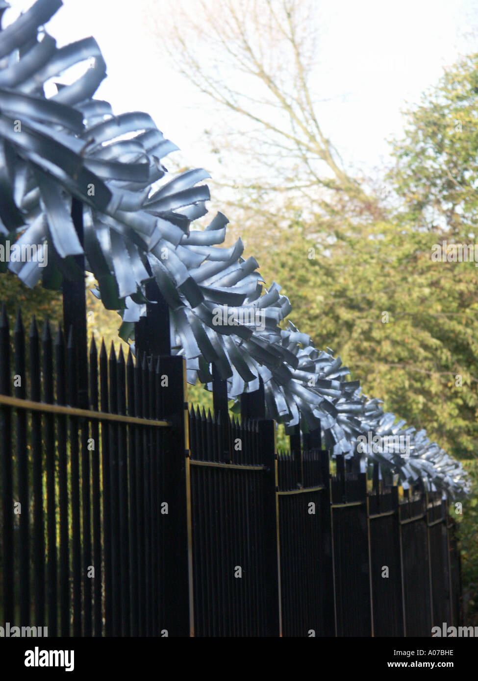 Razor Wire and Spiked fence Stock Photo - Alamy