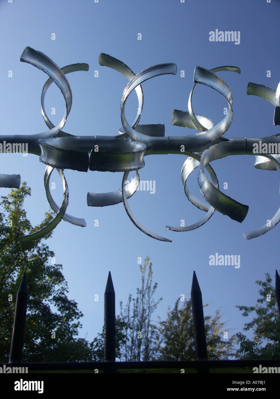 Razor Wire and Spiked fence Stock Photo - Alamy