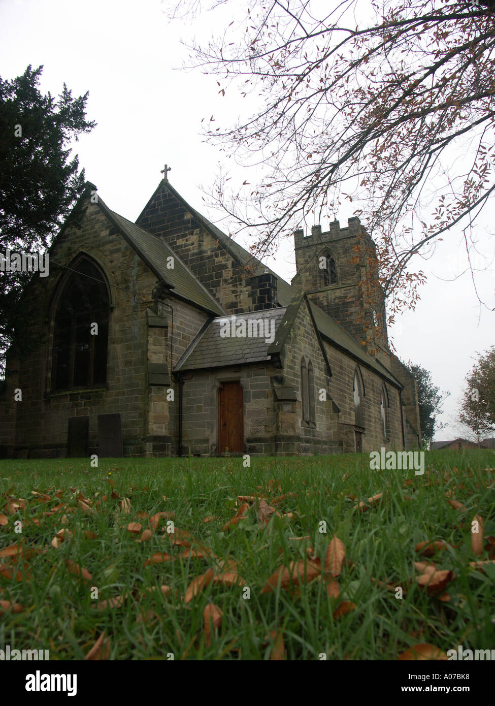 Drayton village church hi-res stock photography and images - Alamy
