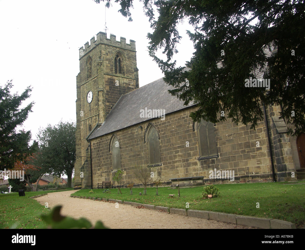 Drayton village church hi-res stock photography and images - Alamy