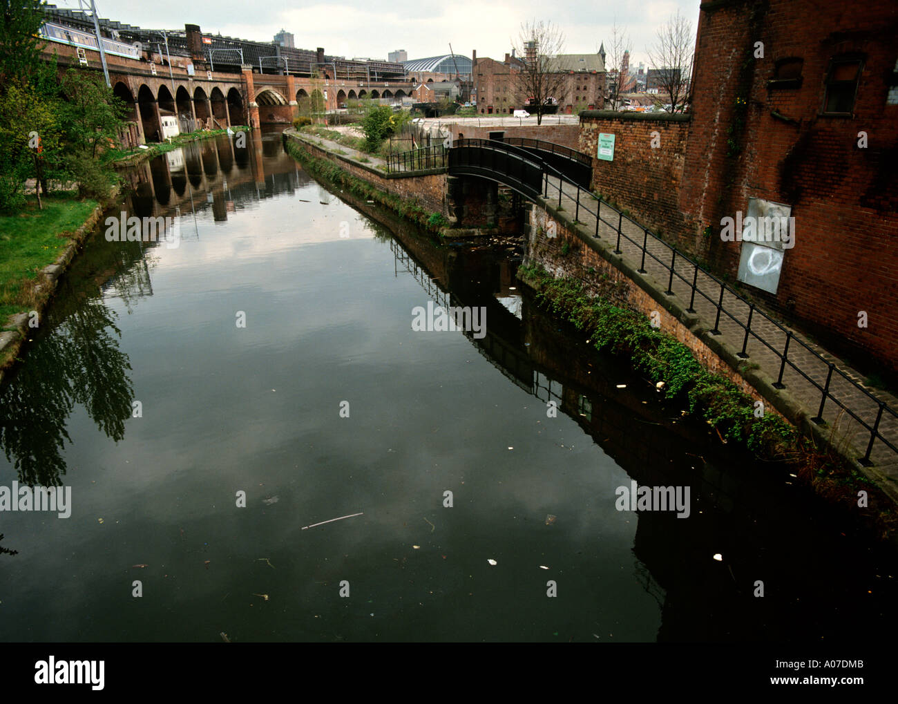 Viaduct dumped hi-res stock photography and images - Alamy