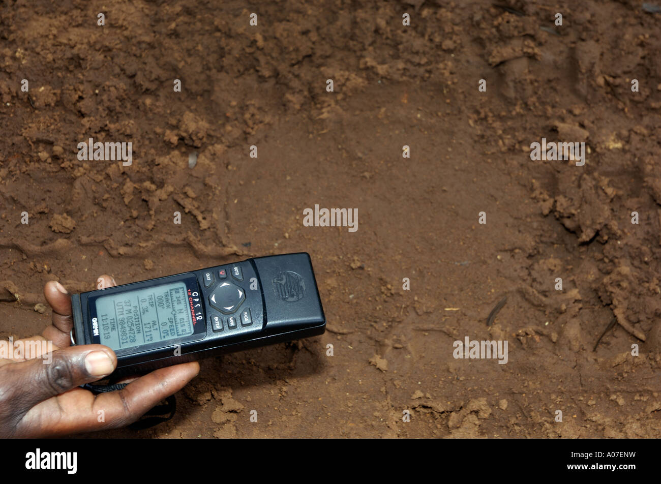 Kenya wildlife service kws rangers hi-res stock photography and images ...