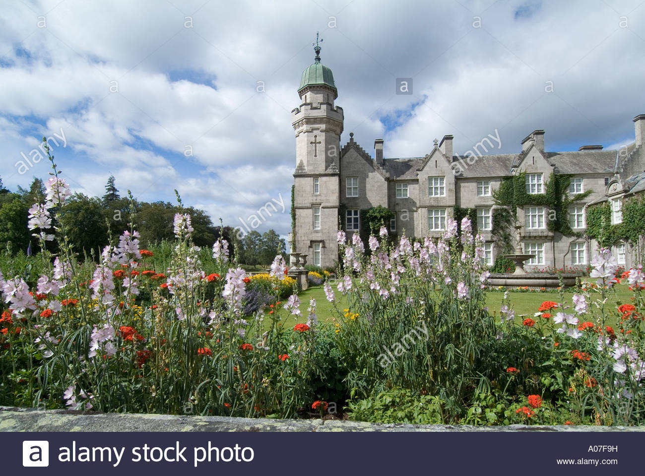 Balmoral Castle Winter Stock Photos & Balmoral Castle Winter Stock ...