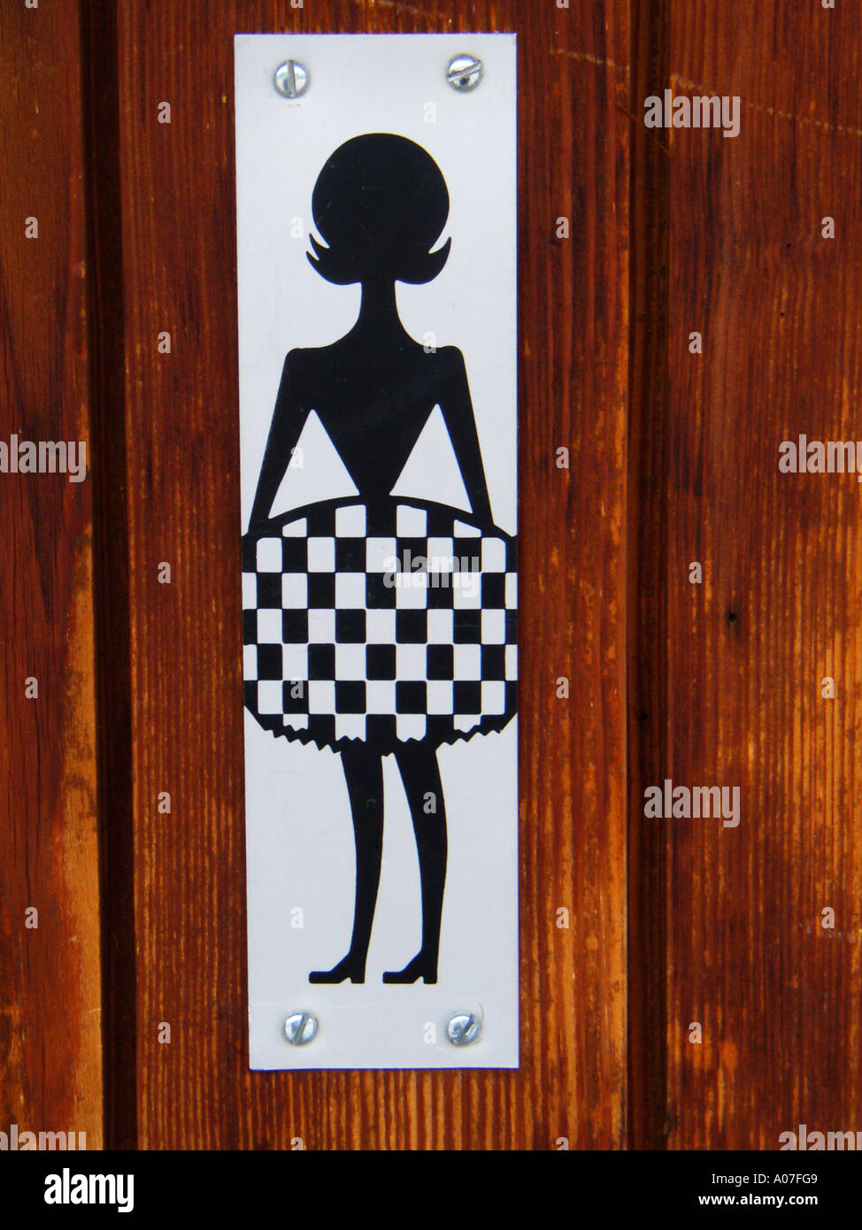 Old fashioned toilet sign hi-res stock photography and images - Alamy