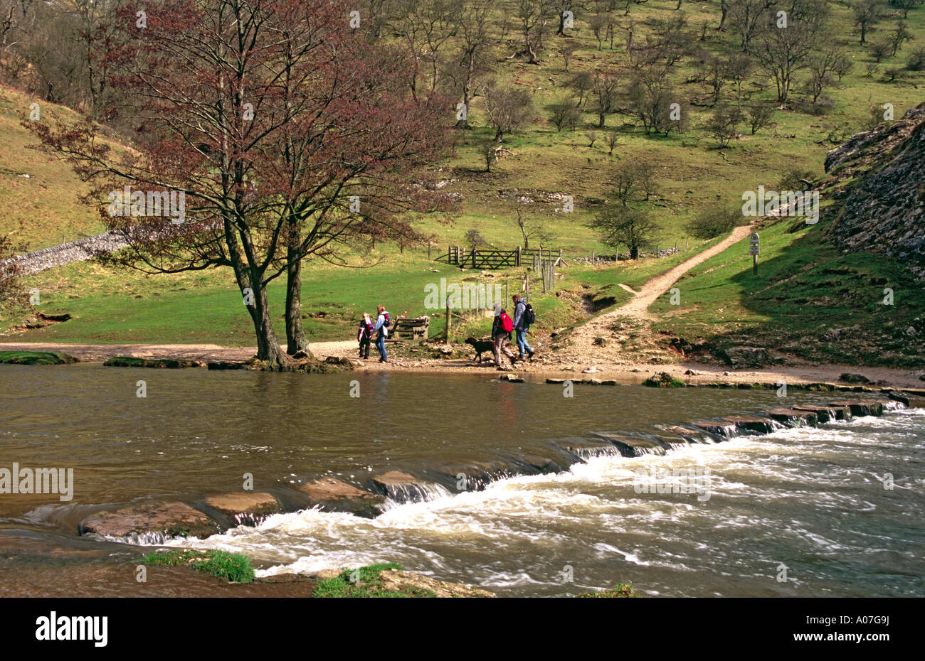 They walk across river dove hi-res stock photography and images - Alamy