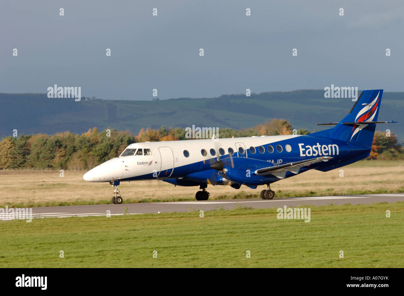 Aerospace jetstream 41 is a turboprop powered feederliner and regional ...