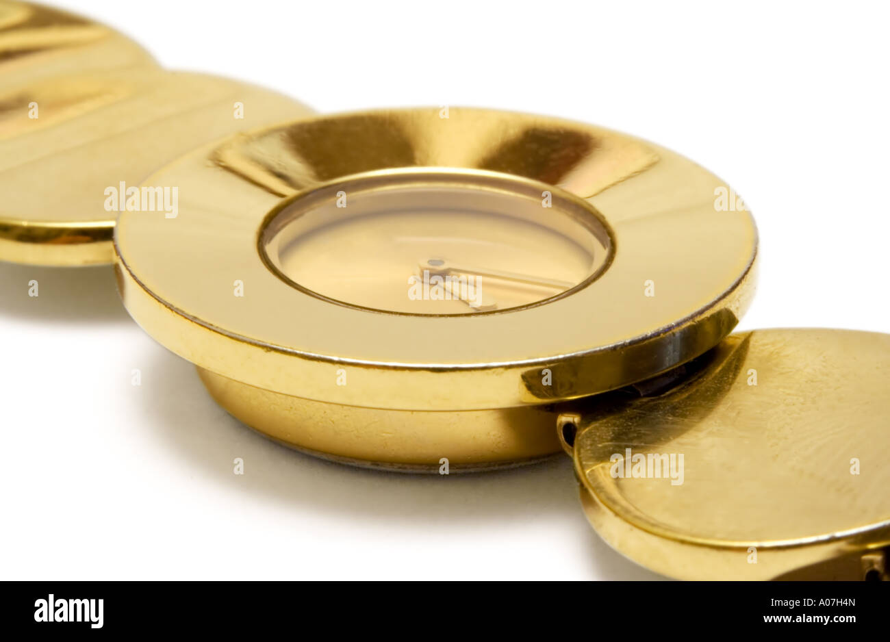 Gold wrist watch cut out hi-res stock photography and images - Alamy