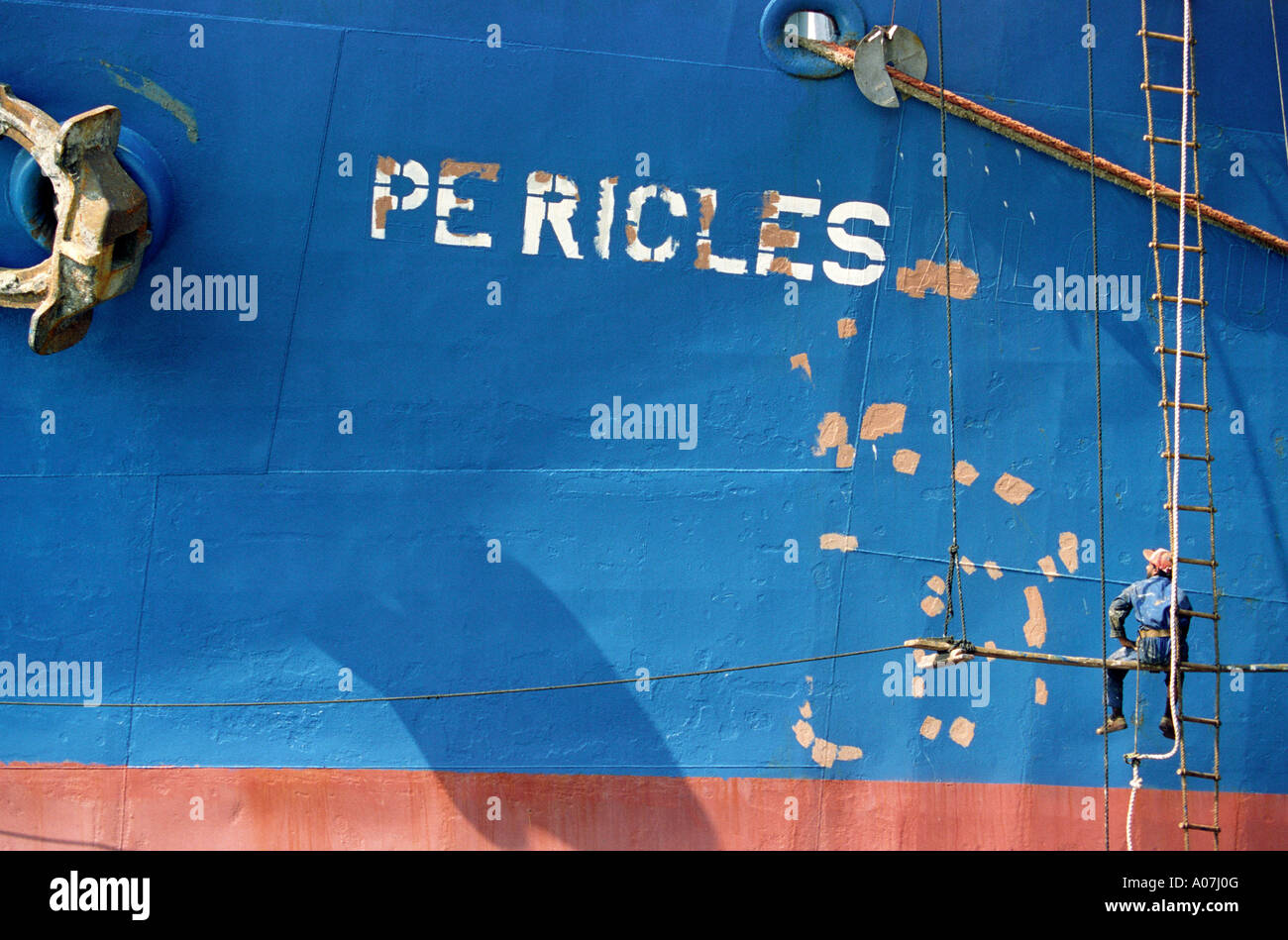 Shipyard in Rio de Janeiro, Brazil. Restoration of ship hull Stock ...