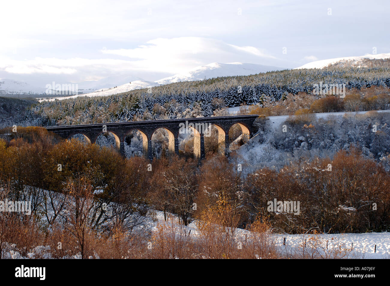Foreign Rail Viaduct Carrbridge Stock Photo - Alamy