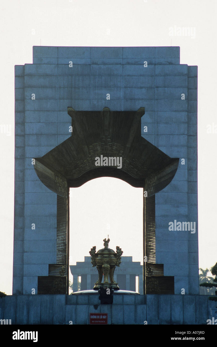 Unknown soldier monument hi-res stock photography and images - Alamy