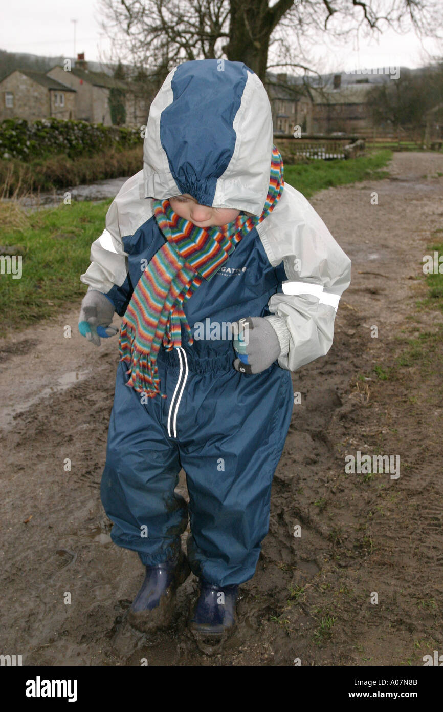 Waterproof suit hi-res stock photography and images - Alamy