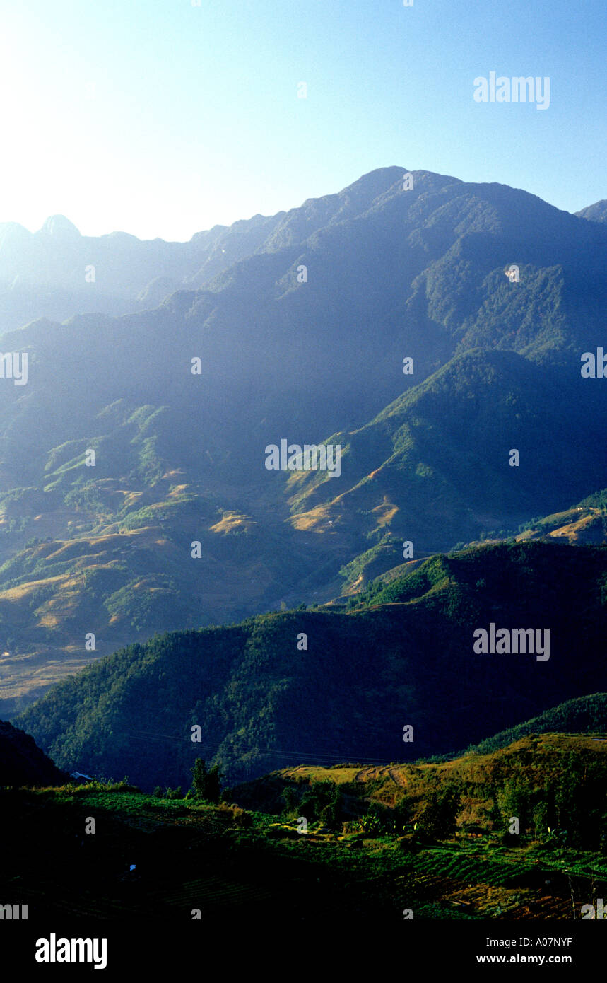 Fansipan highest mountain hi-res stock photography and images - Alamy