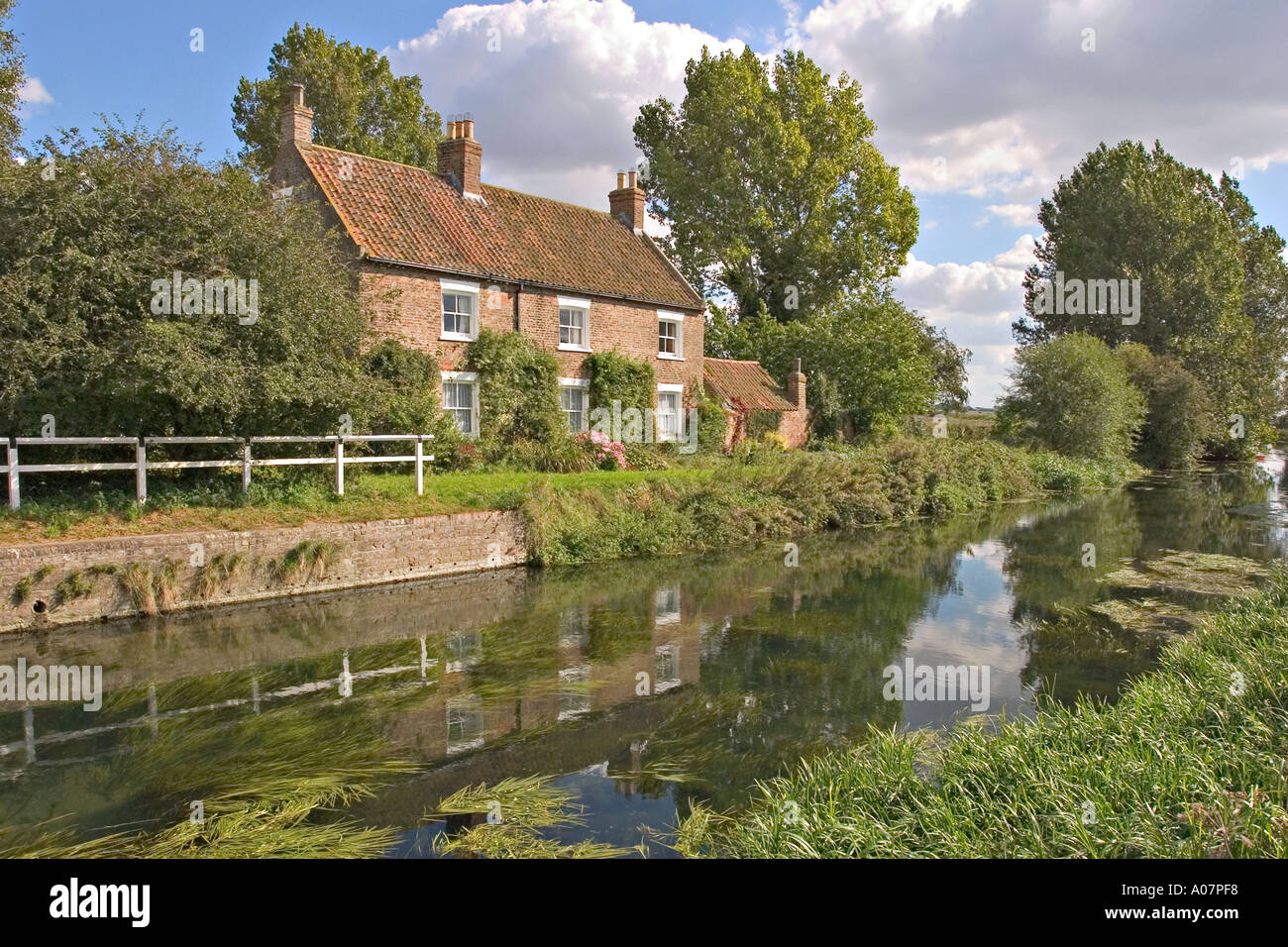 Brigham near Driffield East Yorkshire Cottage and Driffield Canal Stock ...