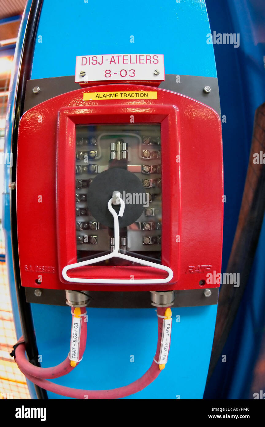 Close up, Emergency "Fire Alarm" Handle Stock Photo - Alamy