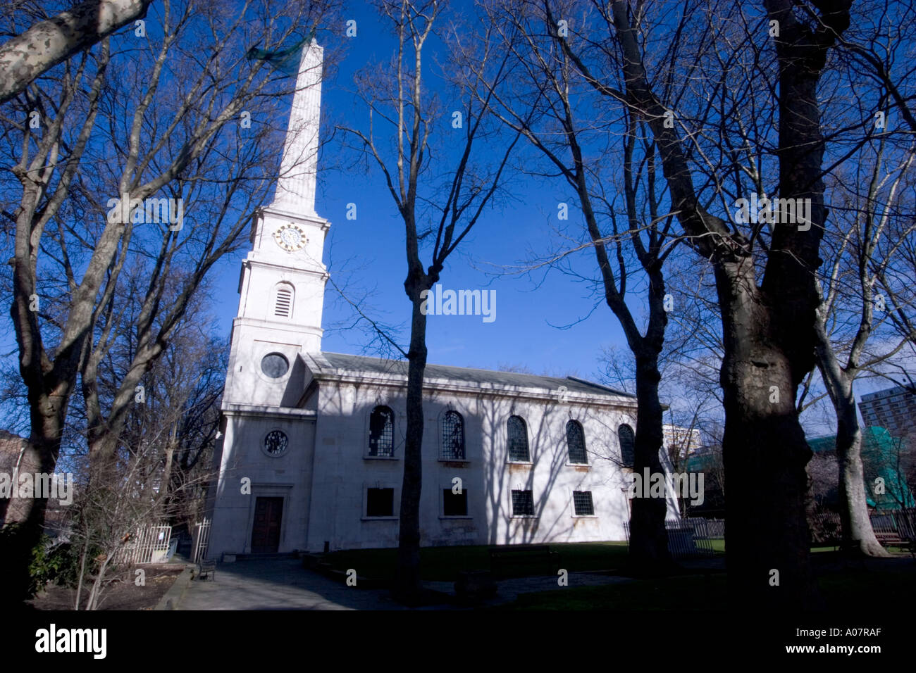 St Lukes Church and Gardens Islington 18th century grade one listed ...