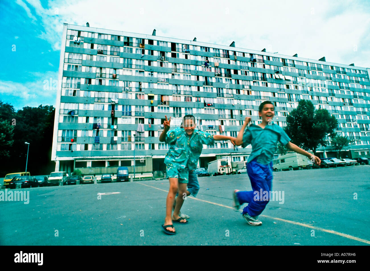 1960s housing projects hi-res stock photography and images - Alamy