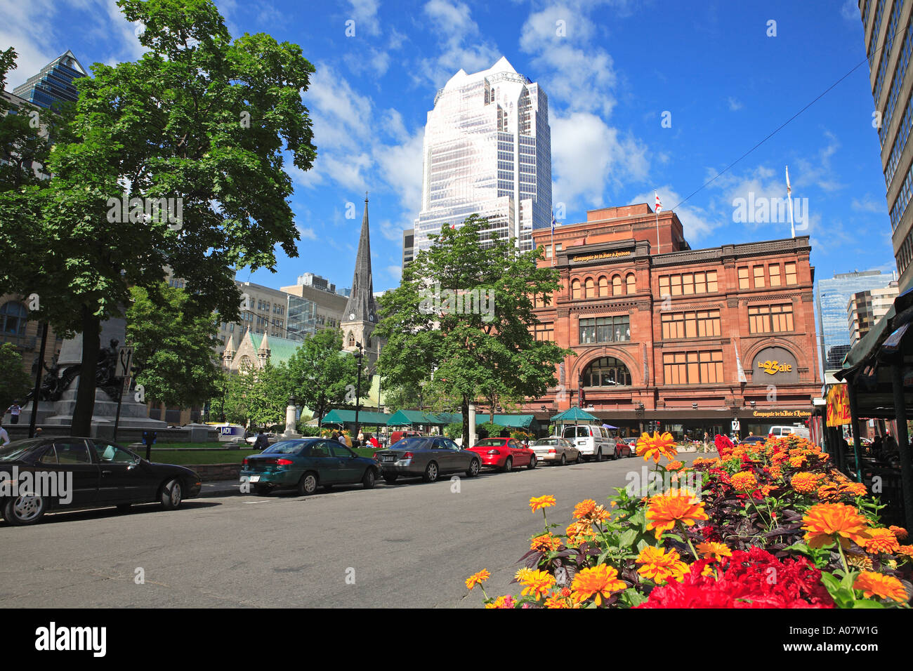 Phillips square montreal hi-res stock photography and images - Alamy