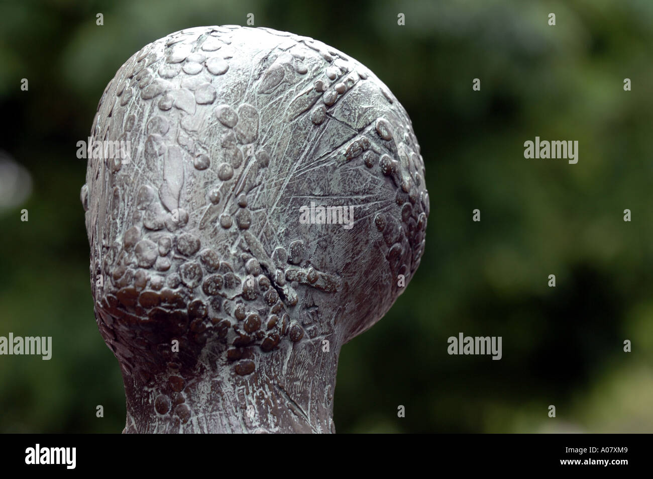 faceless head featureless modern art bronze statue sculpture design art ...