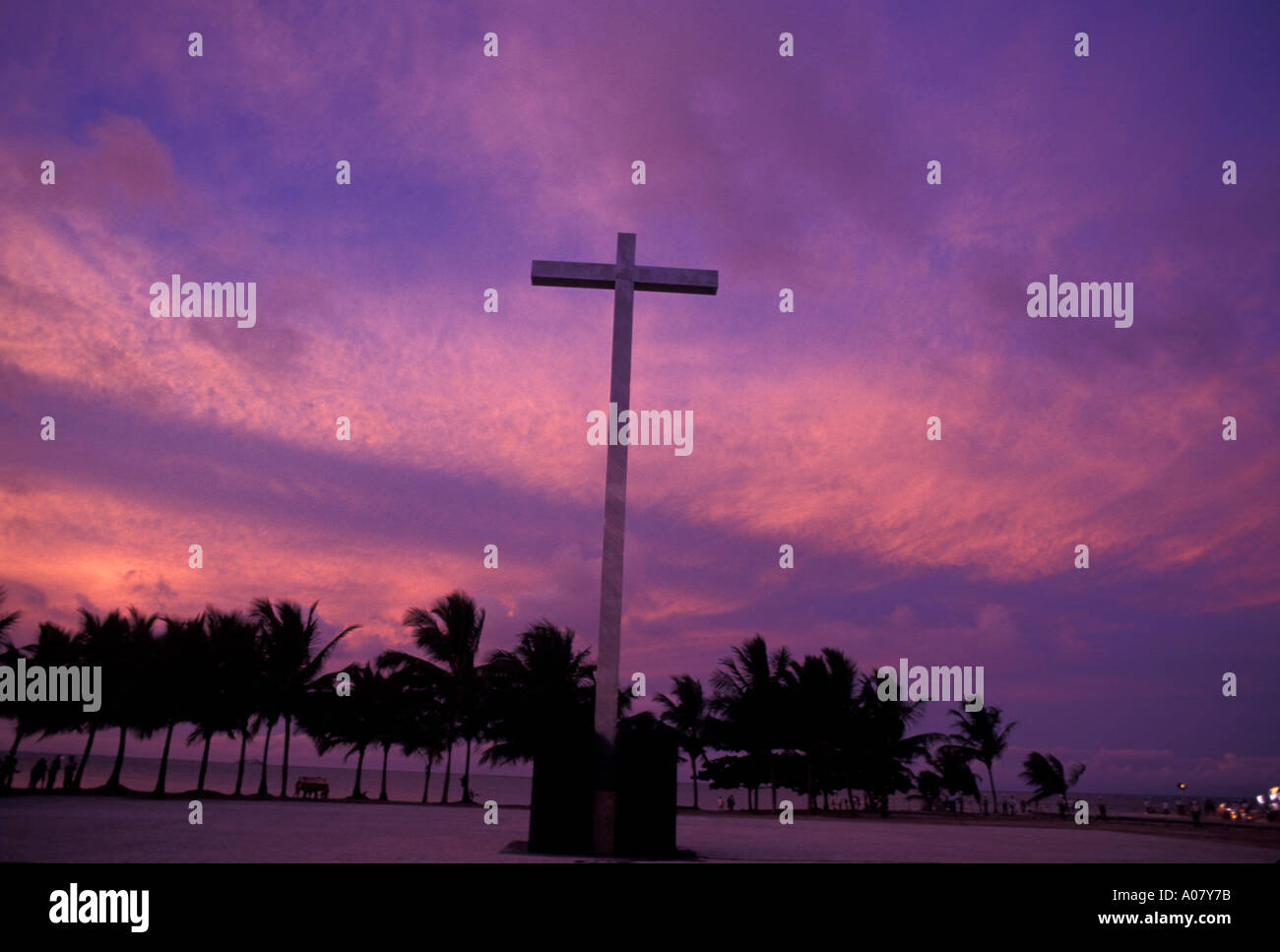 Cross in the sunset Place where was held the first catholic mass in ...