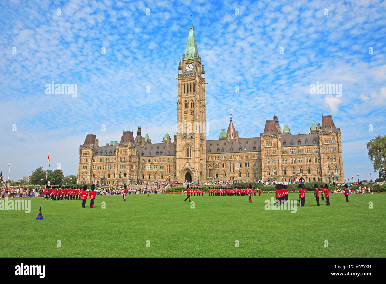 Canadian changing of the guard hi-res stock photography and images - Alamy