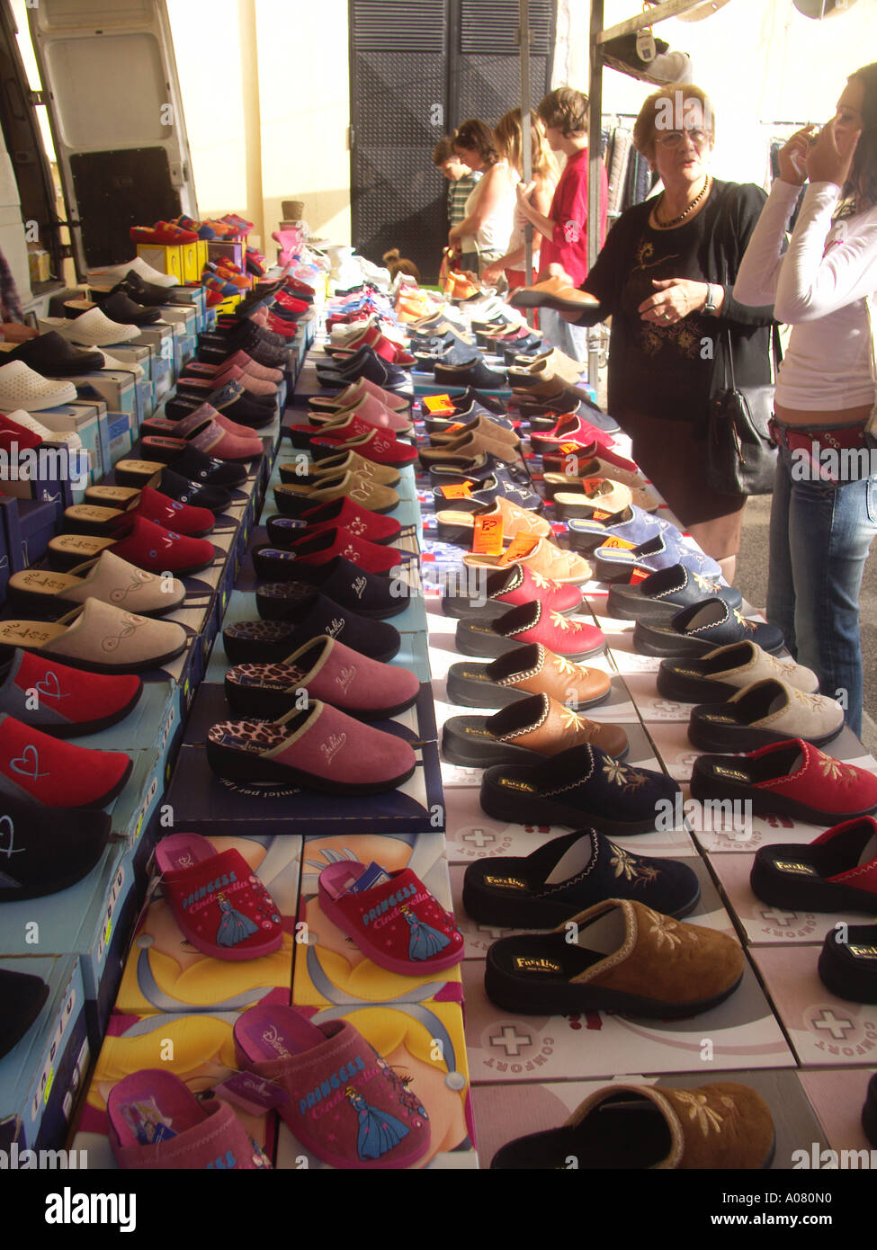 Shoe stall market sicily hi-res stock photography and images - Alamy