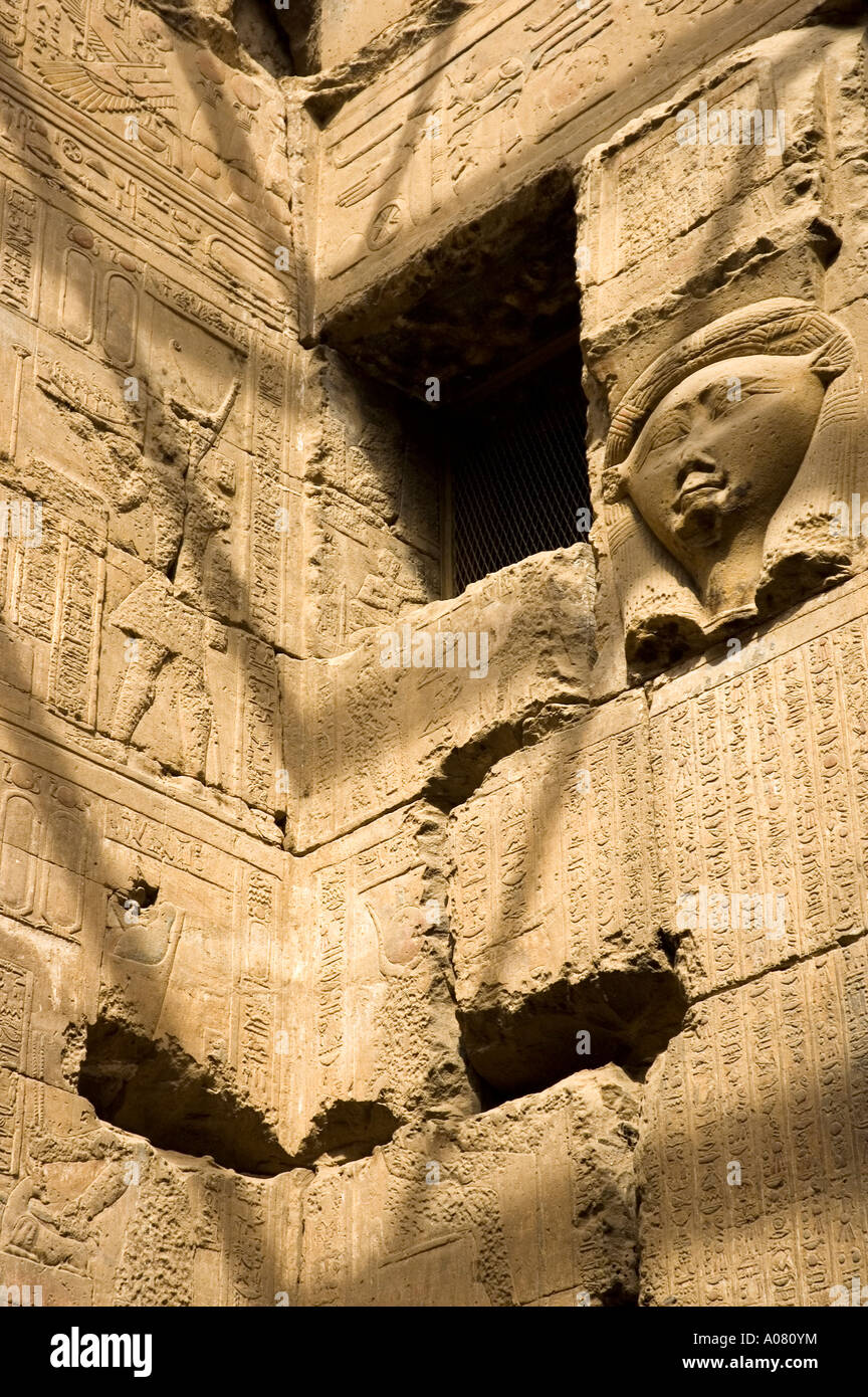 Dendera ruins hi-res stock photography and images - Alamy
