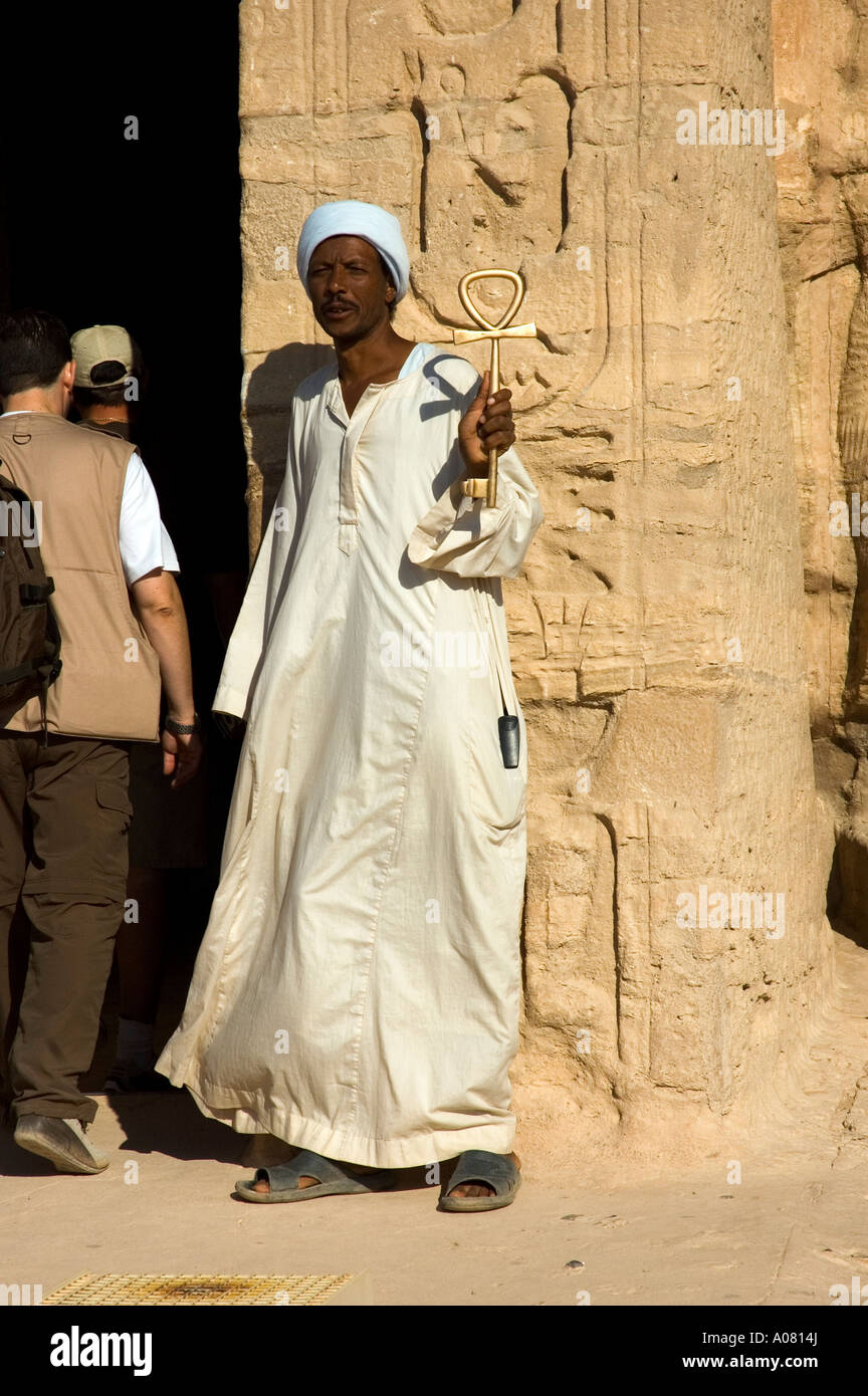 Abu Simbel, Egyptian Man With Ankh Stock Photo - Alamy