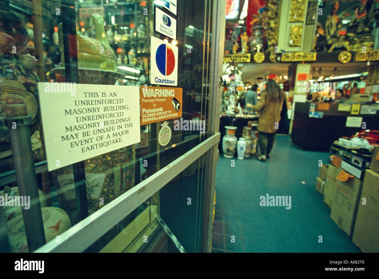 sign warning of earthquake danger in San Francisco Stock Photo - Alamy