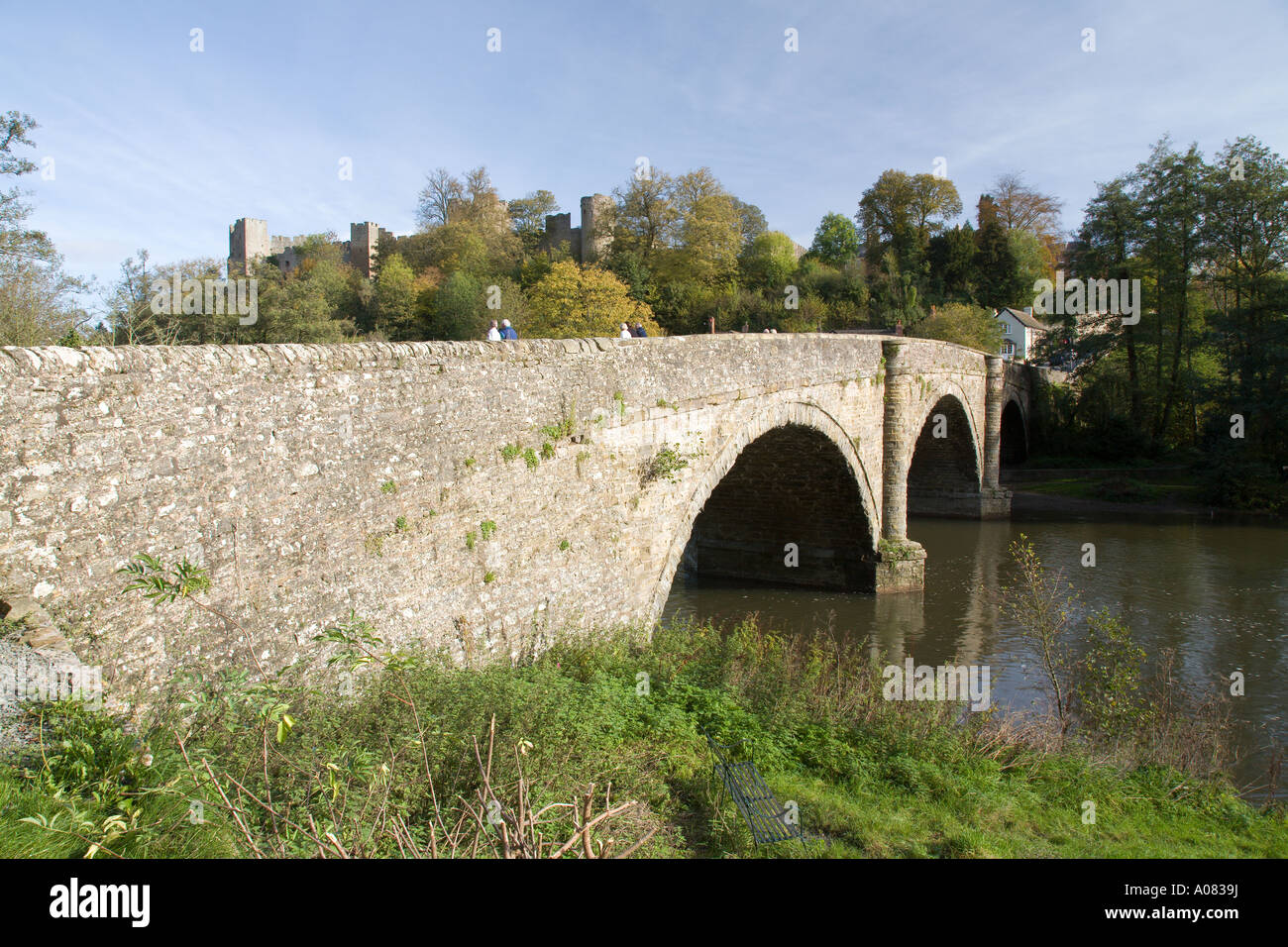 Bridge ludlow castle architecture hi-res stock photography and images ...