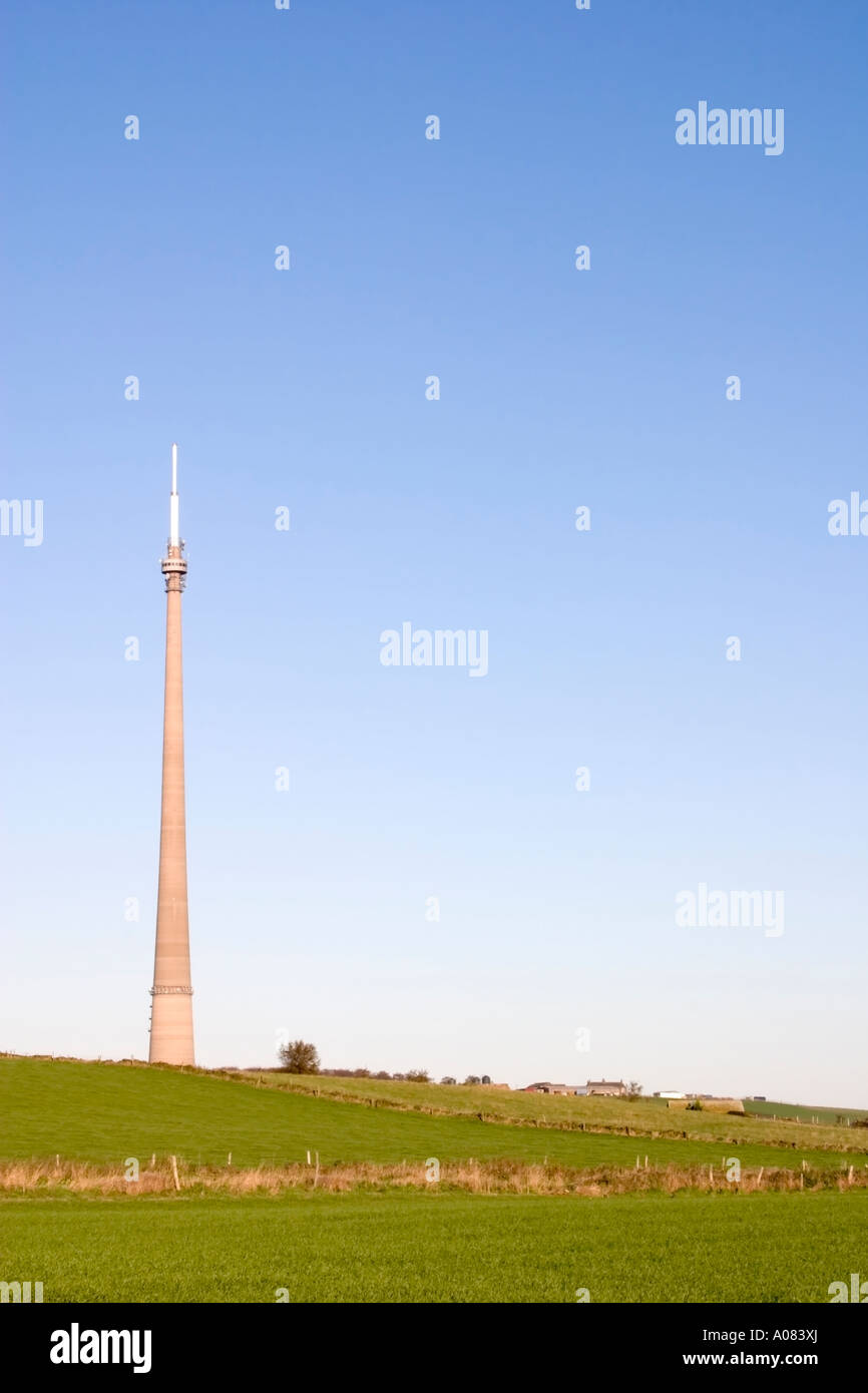 Emley moor transmission mast hi-res stock photography and images - Alamy