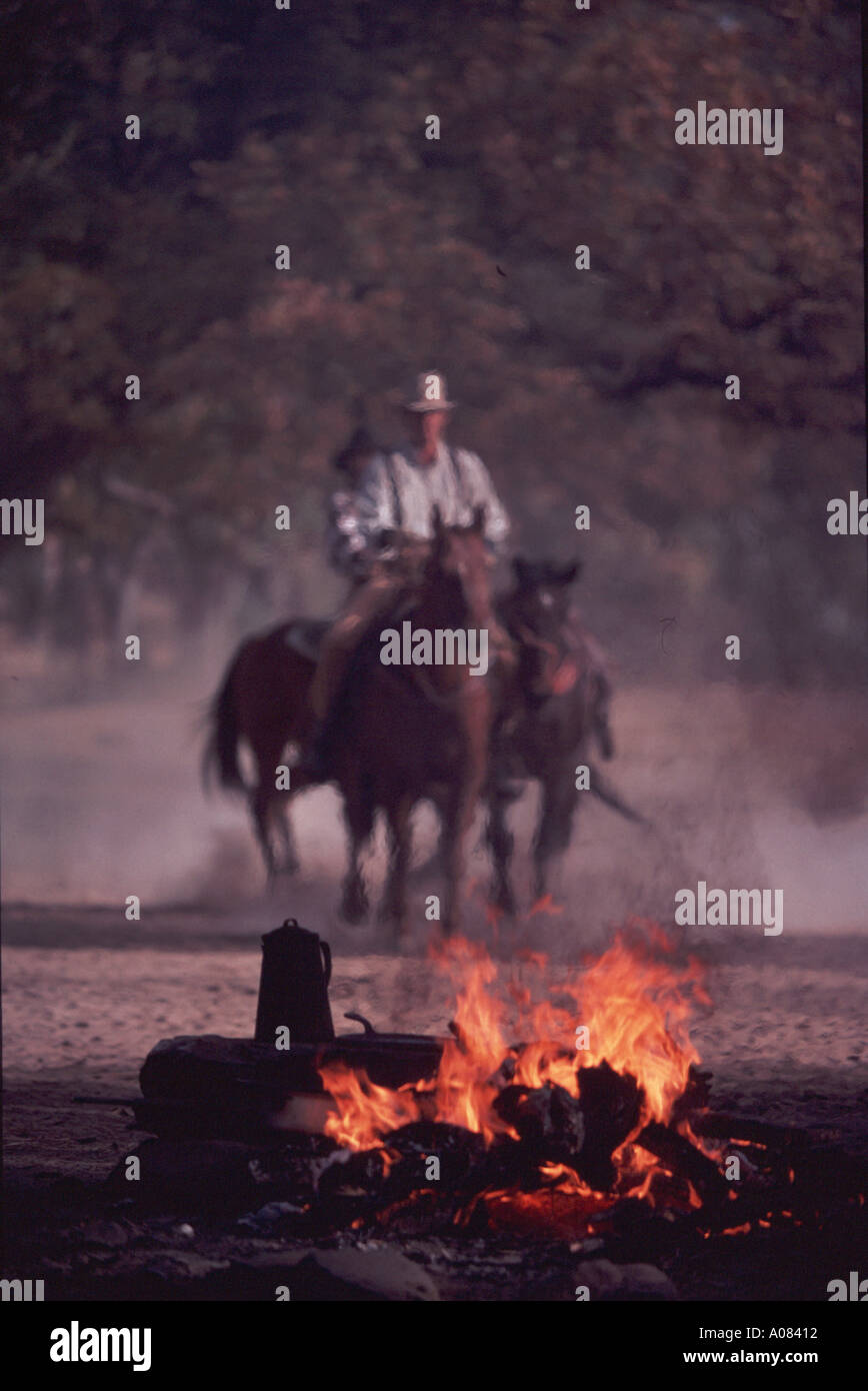 Campfire and Cowboy Stock Photo - Alamy