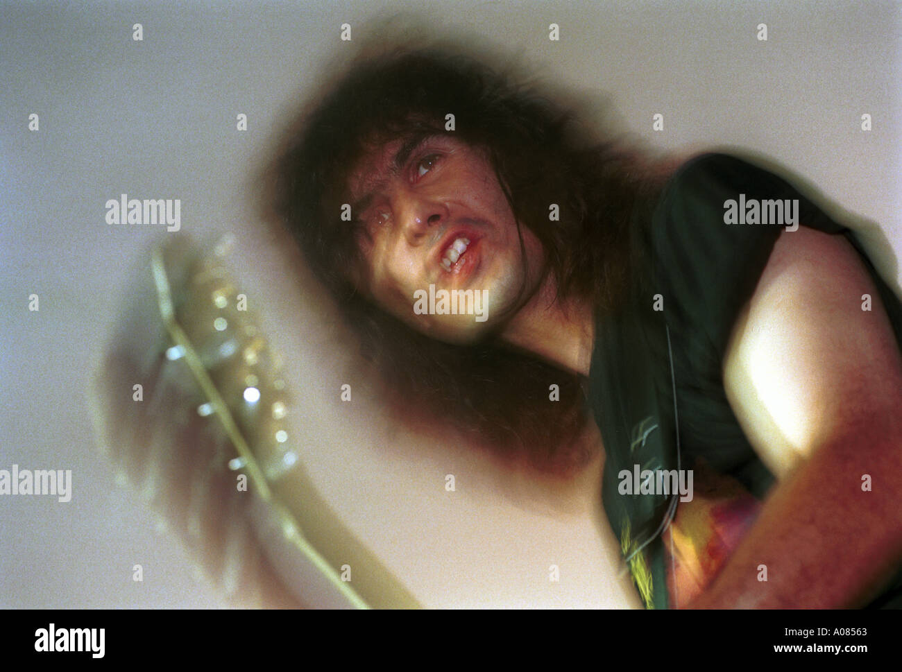 Rock concert musician Stock Photo - Alamy