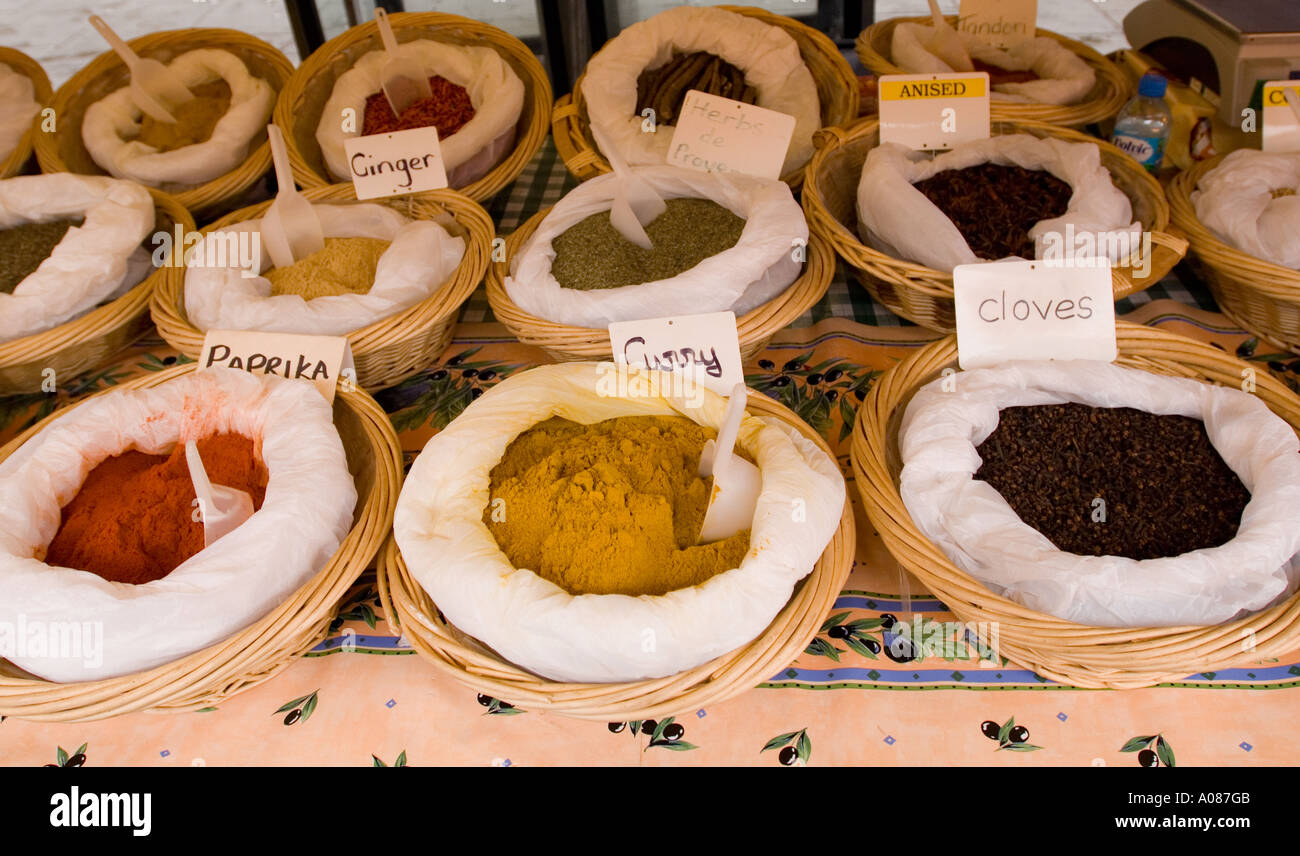 Spice display at asian market Stock Photo - Alamy