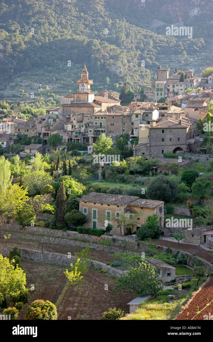 Valldemossa Parish Church High Resolution Stock Photography and Images ...
