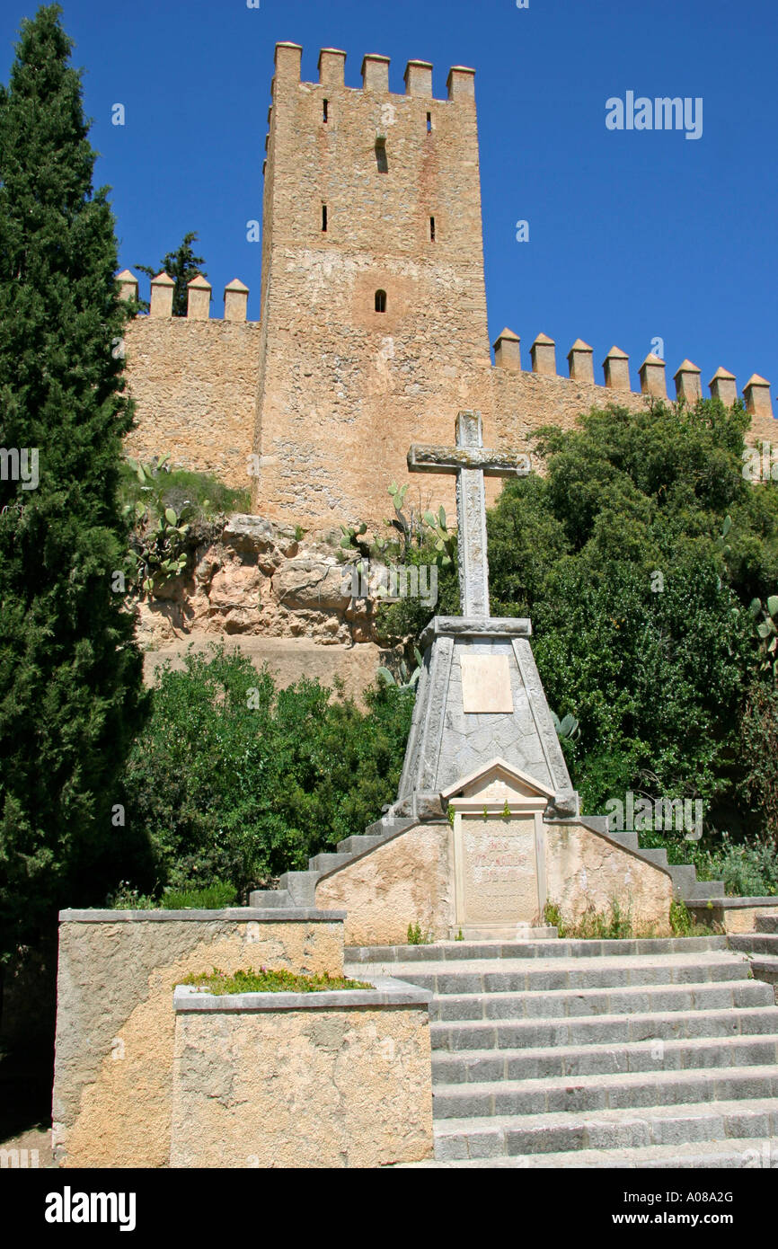 Mallorca Burg von Artà, castle of Arta Stock Photo - Alamy