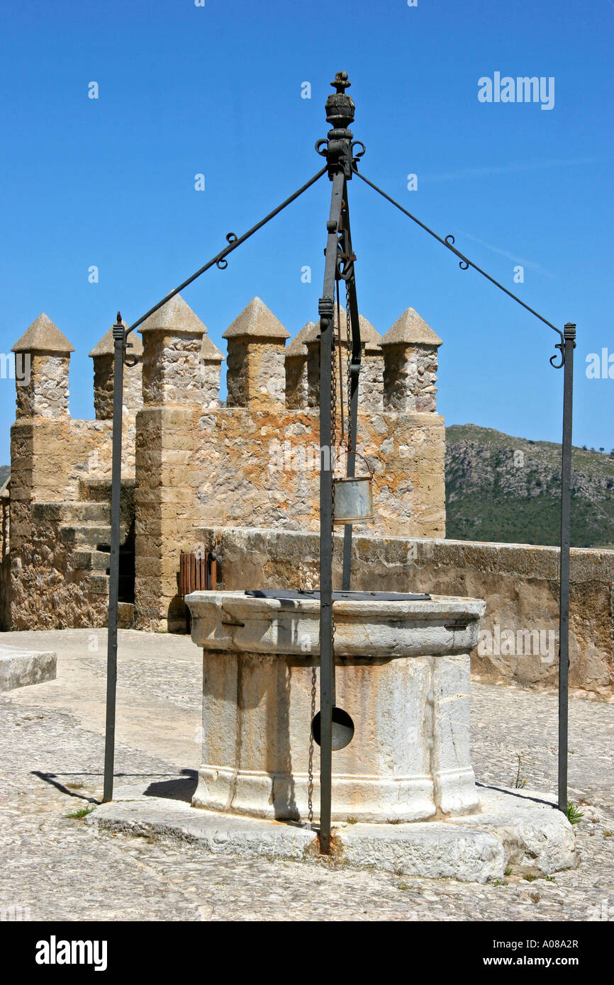 Mallorca Burg von Artà, castle of Arta Stock Photo - Alamy