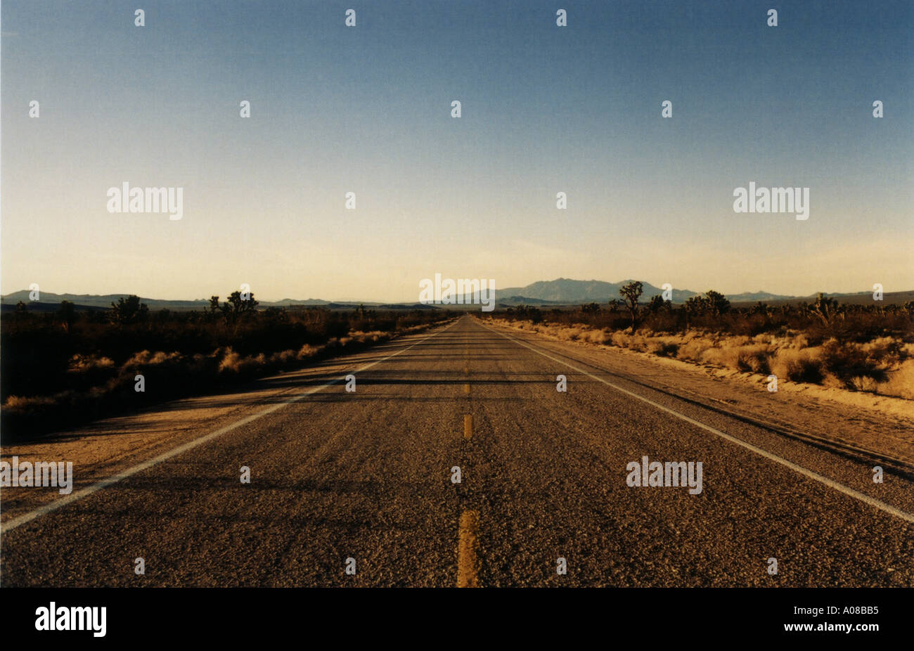 Empty highway in desert Mojave Desert California USA Stock Photo - Alamy