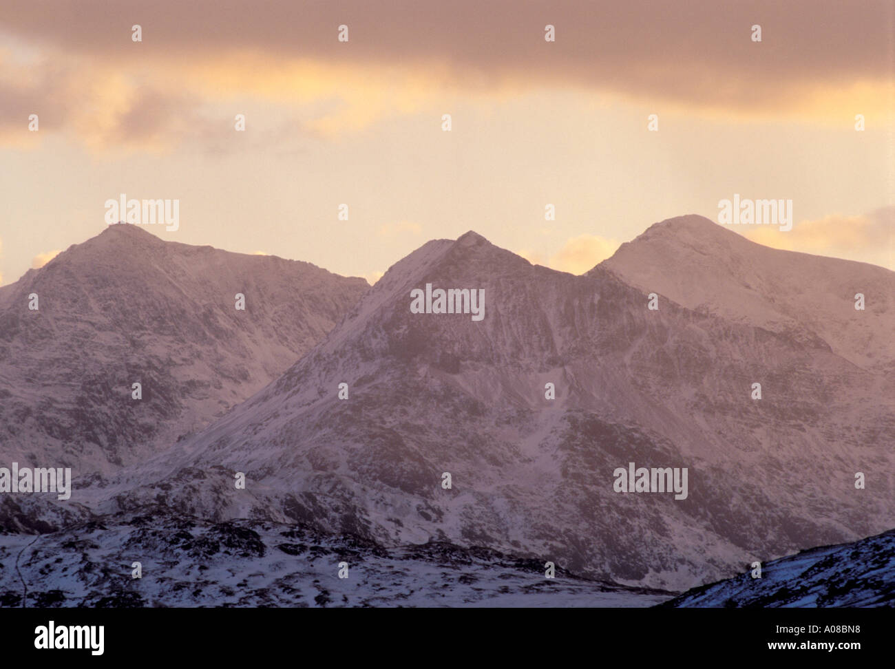 Snowdon Crib Goch and Garnedd Ugain Horseshoe Capel Curig Snowdonia ...