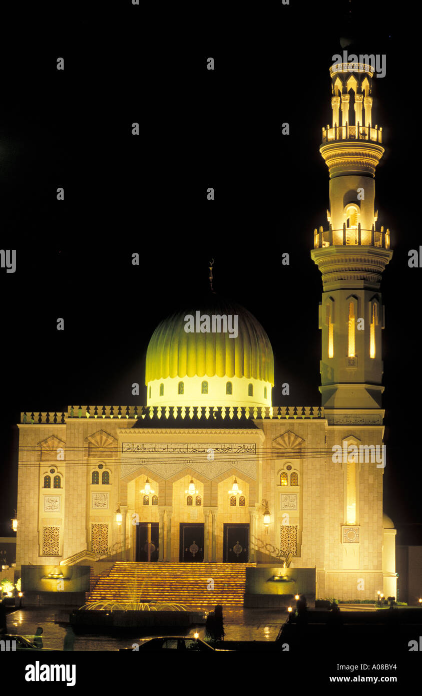 Mosque at night Muscat Oman Stock Photo - Alamy