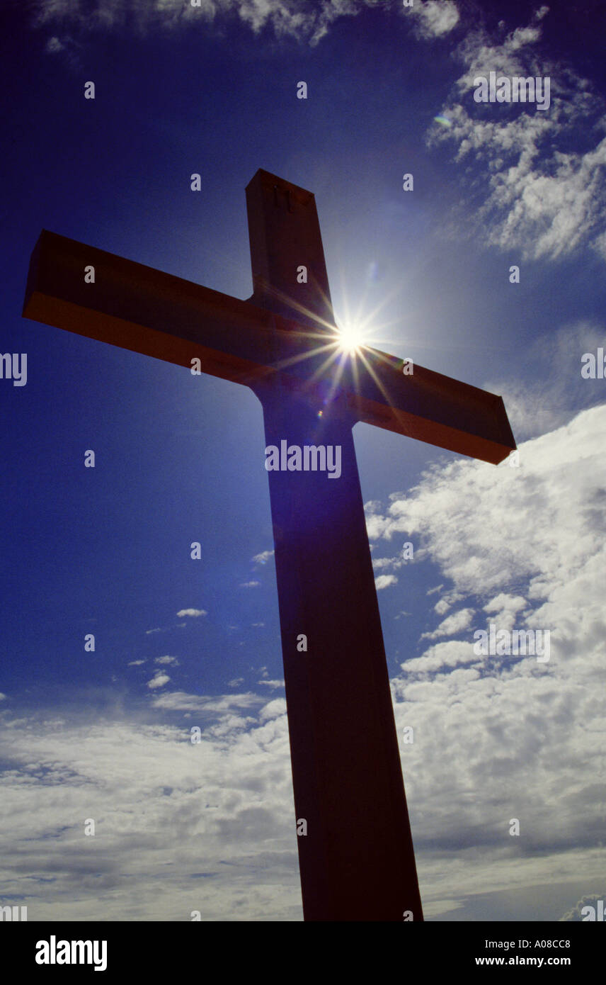 How to cross hi-res stock photography and images - Alamy