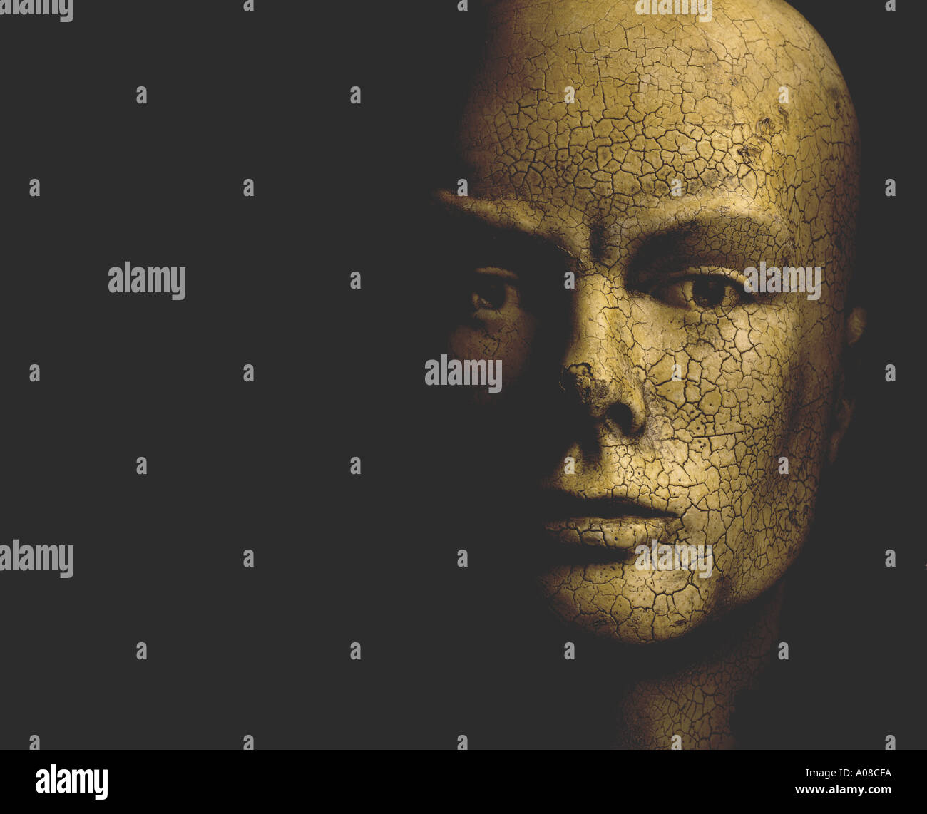 Face of Mannequin Head, cracked Stock Photo - Alamy