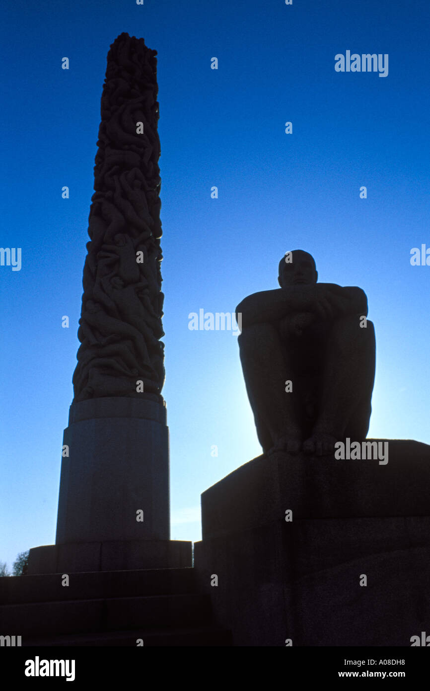 Statues in Vigelandsparken Oslo Norway JMH0925 Stock Photo - Alamy
