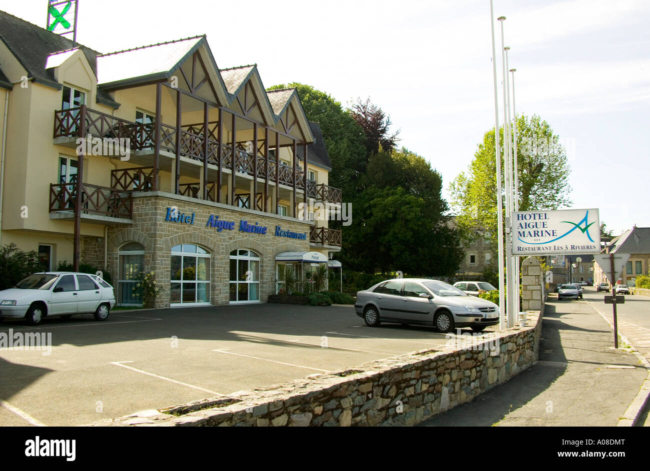 Les Trois Rivieres Treguier Stock Photo - Alamy