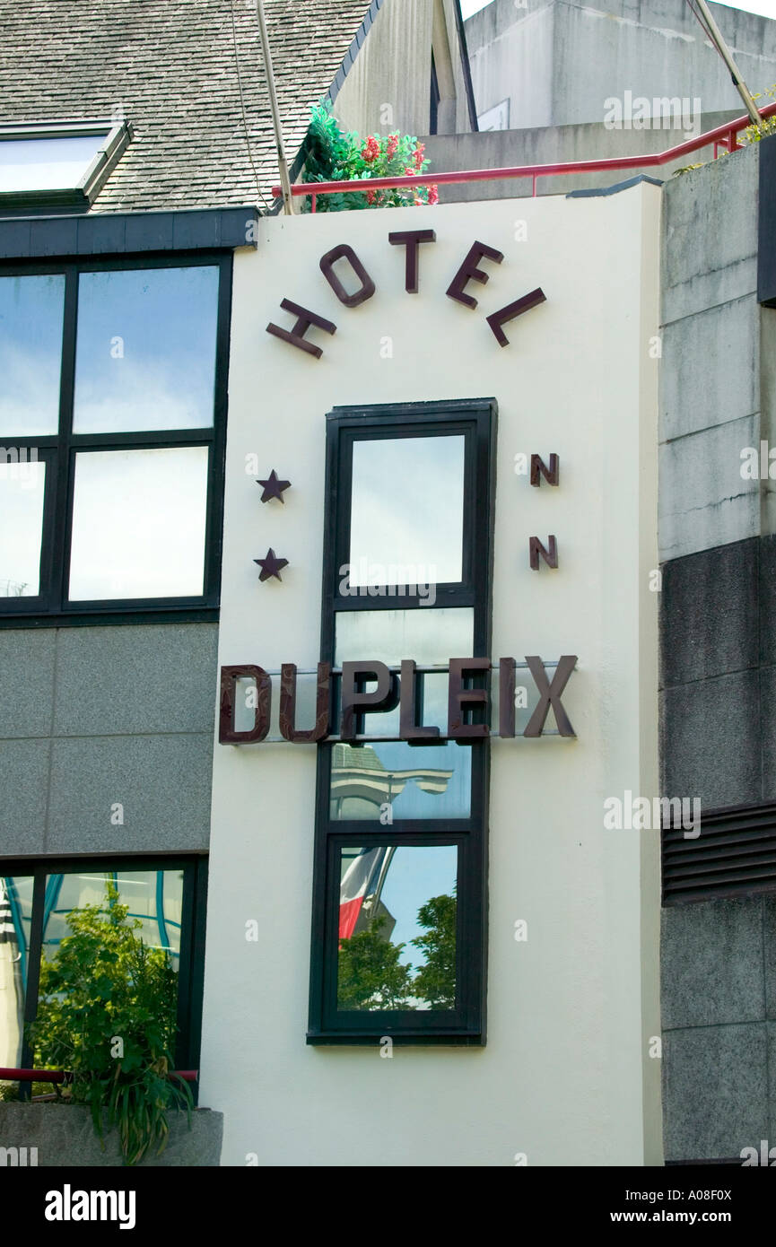 Dupleix hi-res stock photography and images - Alamy