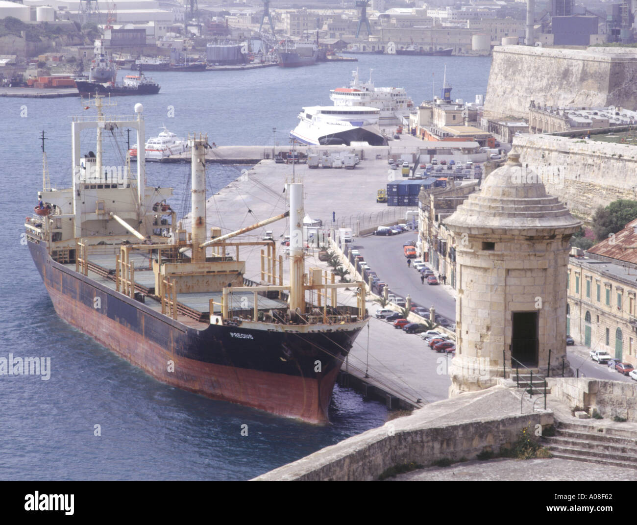 Cargo valletta malta hi-res stock photography and images - Alamy